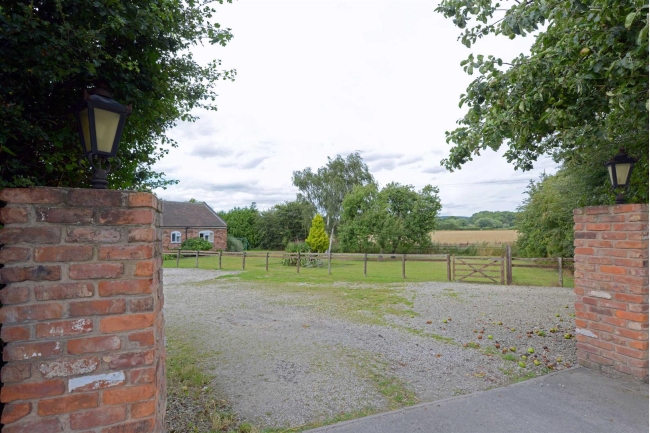 3 Emstrey Lodge, Atcham, Shrewsbury, Shropshire, SY5 6QP - Holland ...