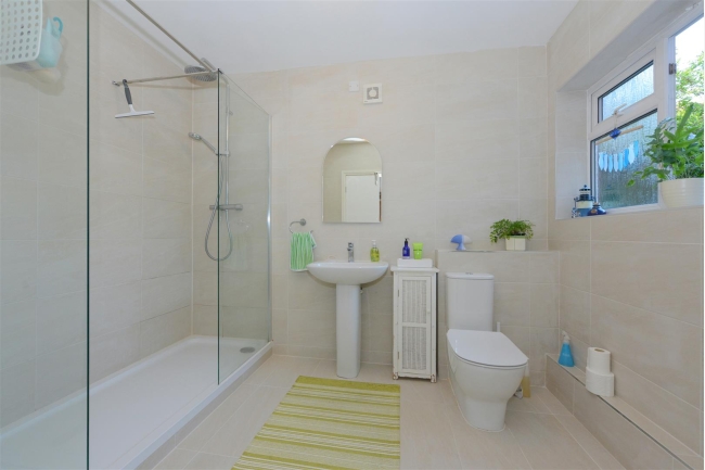 72 Whitehouse Gardens, Ditherington, Shrewsbury, Shropshire, SY1 4BY ...