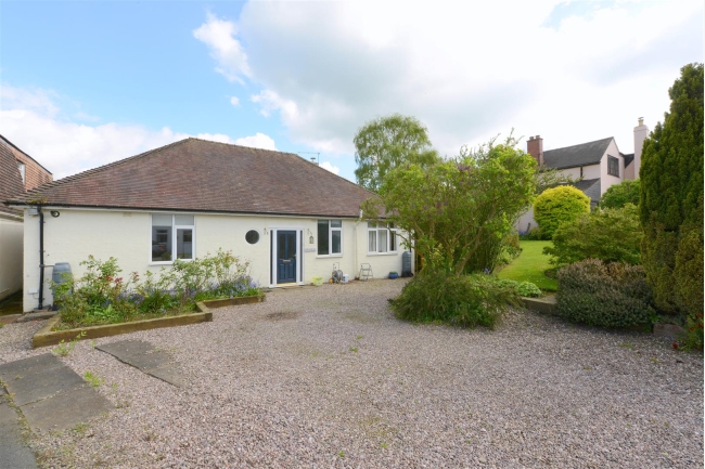 Braeburn, Castle Pulverbatch, Shrewsbury, Shropshire, SY5 8DS - Holland ...