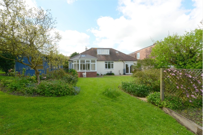 Braeburn, Castle Pulverbatch, Shrewsbury, Shropshire, SY5 8DS - Holland ...